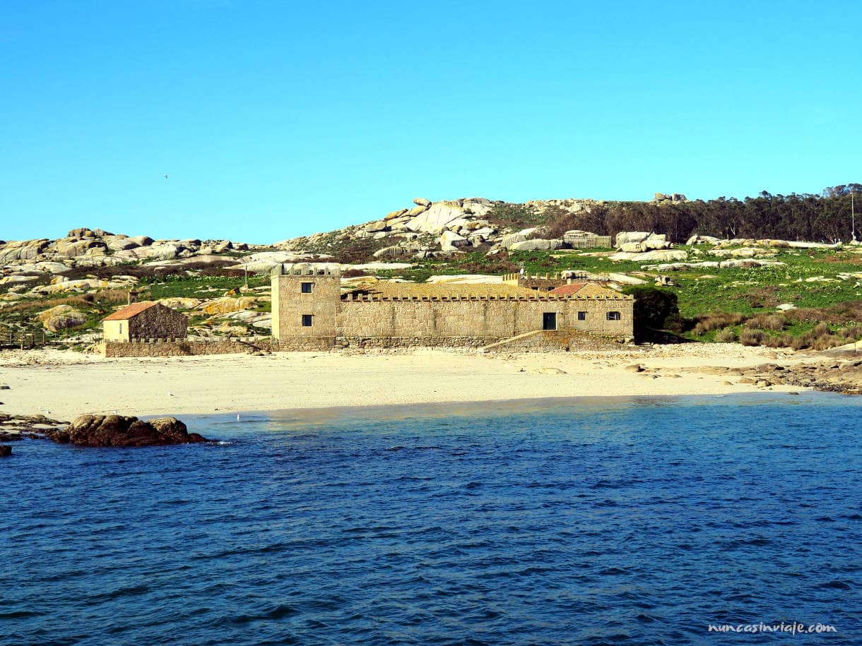Cómo visitar la ISLA DE SÁLVORA ⭐️ un repleto de leyendas