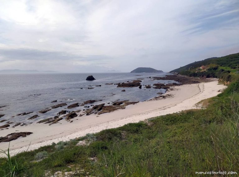 Visitar la isla de Ons, la más sorprendente de las Islas Atlánticas